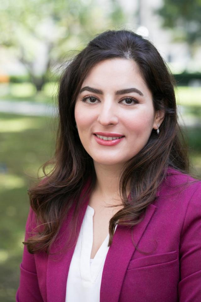 Elham Azizi Wins Chan Zuckerberg Science Diversity Leadership Award ...